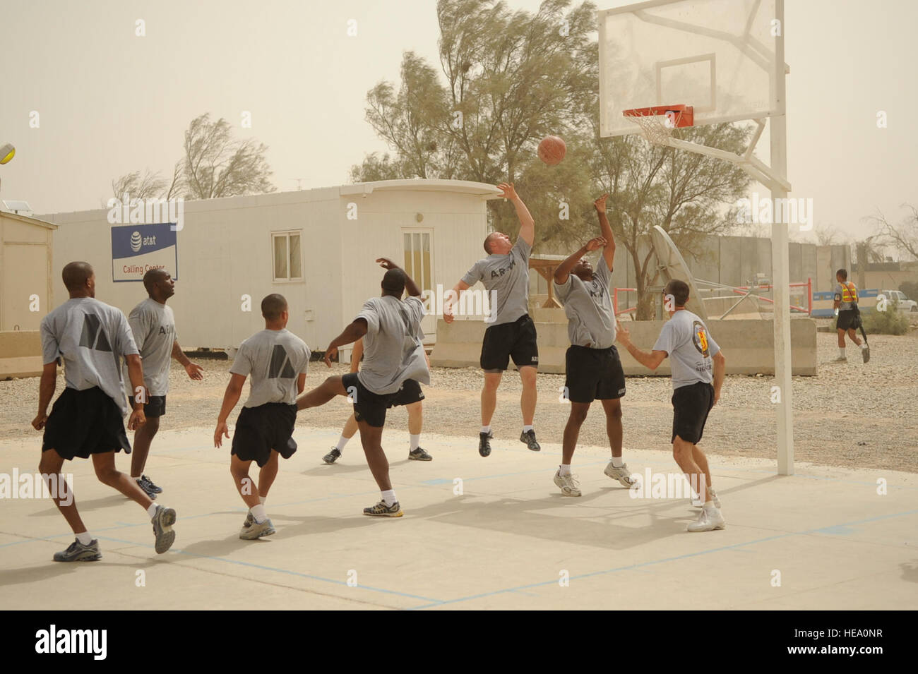 U.S. Soldiers from the 2nd Battalion, 20th Field Artillery Regiment ...