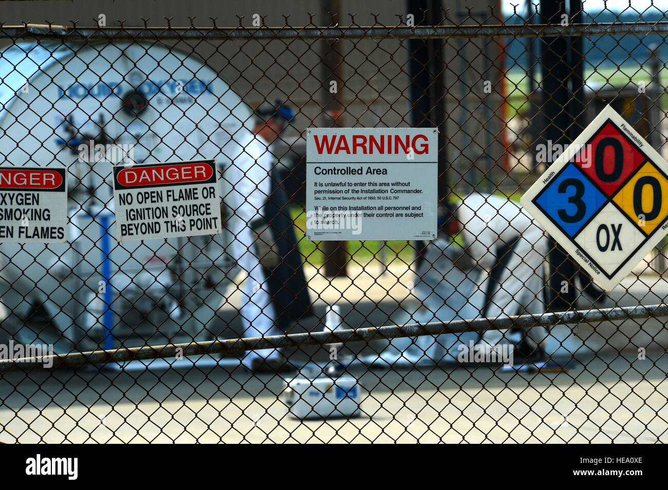 Liquid Oxygen Tank High Resolution Stock Photography and Images - Alamy