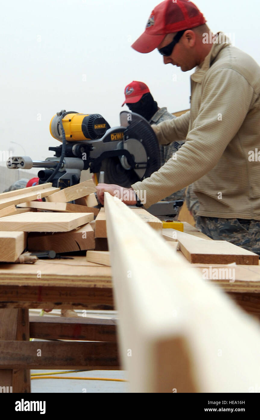 557th expeditionary red horse squadron hi-res stock photography and ...