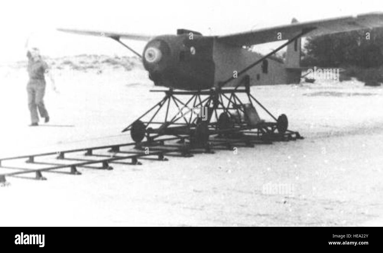 Air force maintenance unit Cut Out Stock Images & Pictures - Alamy