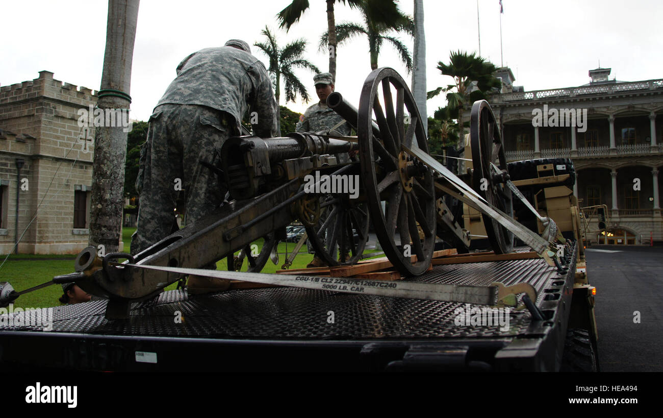 Hawaii's Army National Guard retrieved 12-pound breach-loading cannons ...