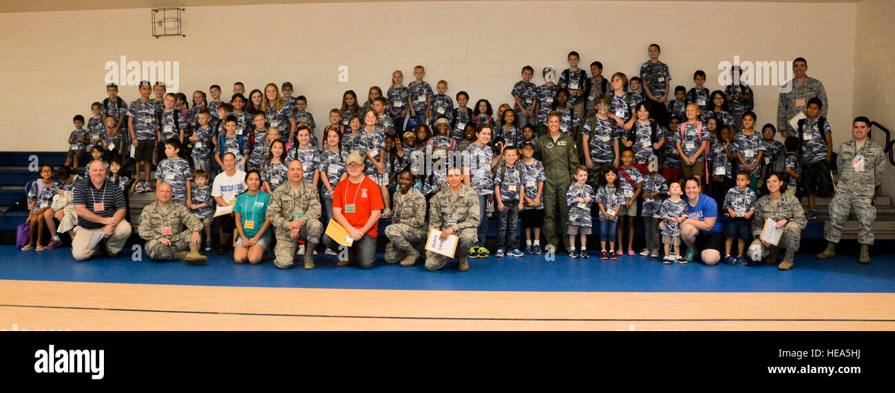 Col. Kristin Goodwin, 2nd Bomb Wing commander, poses for a group photo ...