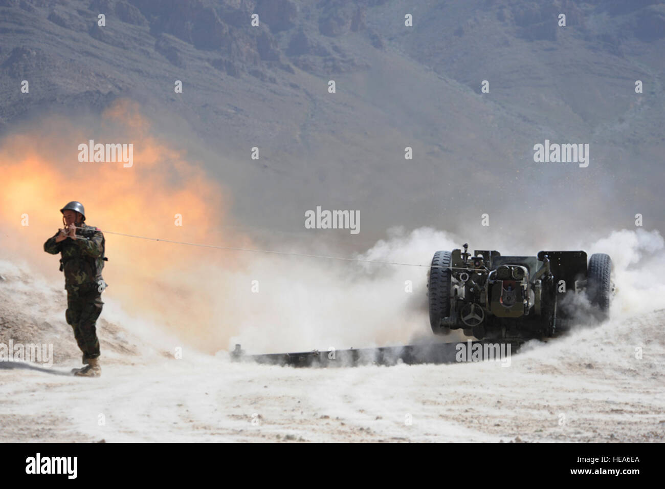 051210-F-5561D-002 Kabul - An Afghan National Army (ANA) artilleryman ...