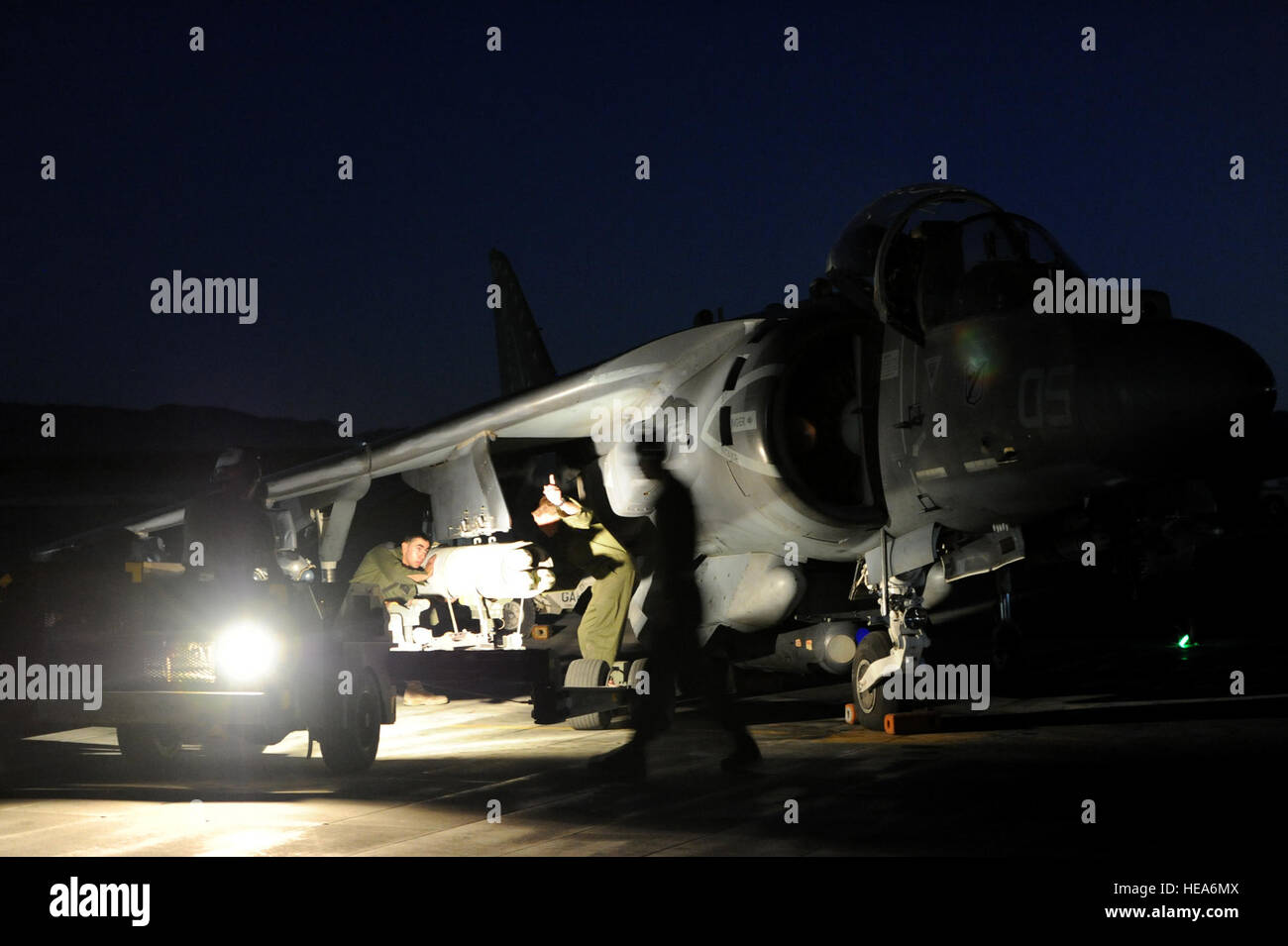 Marine corps ground crews hi-res stock photography and images - Alamy