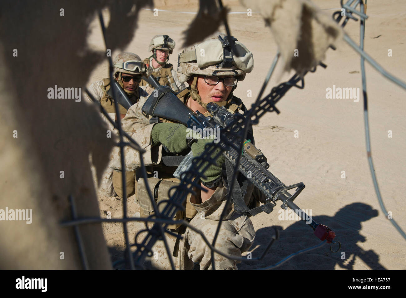 Hesco barrier hi-res stock photography and images - Alamy