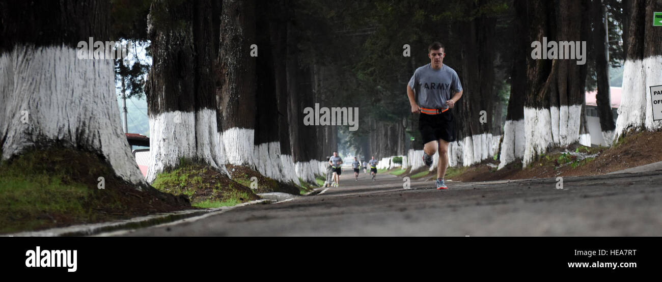 A U.S. Army combat medic leads the first component of the MURPH ...