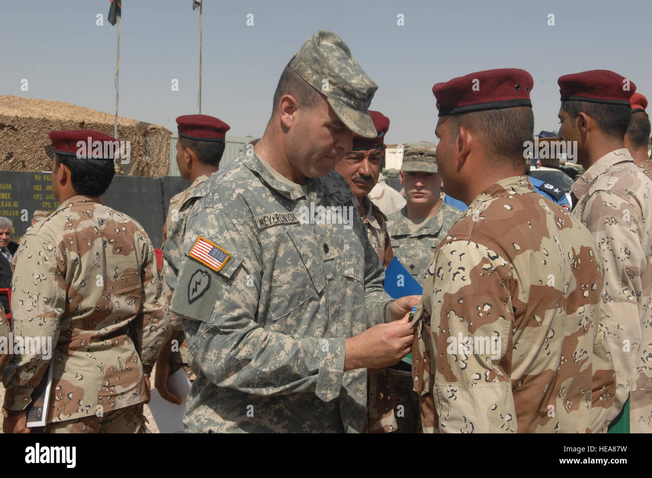U s army lt col drew meyerowich hi-res stock photography and images - Alamy