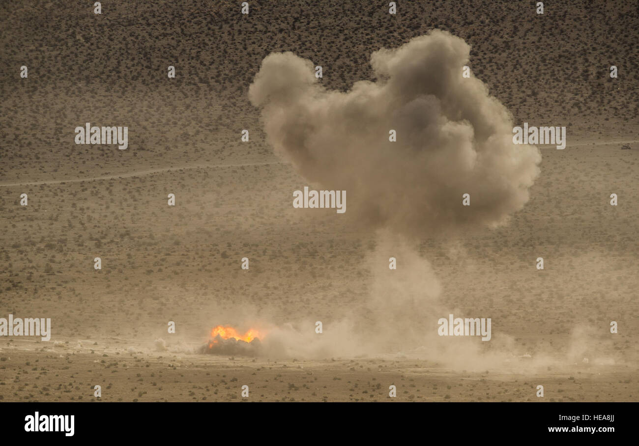 U.S. Air Force F-16 Fighting Falcons from the 421st Fighter Squadron ...