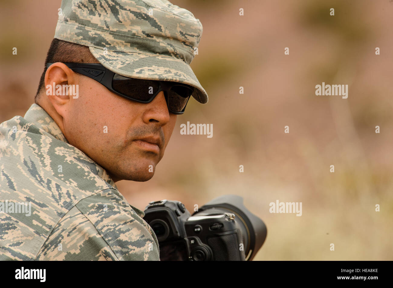 U s air force senior airman christopher dyer hi-res stock photography ...