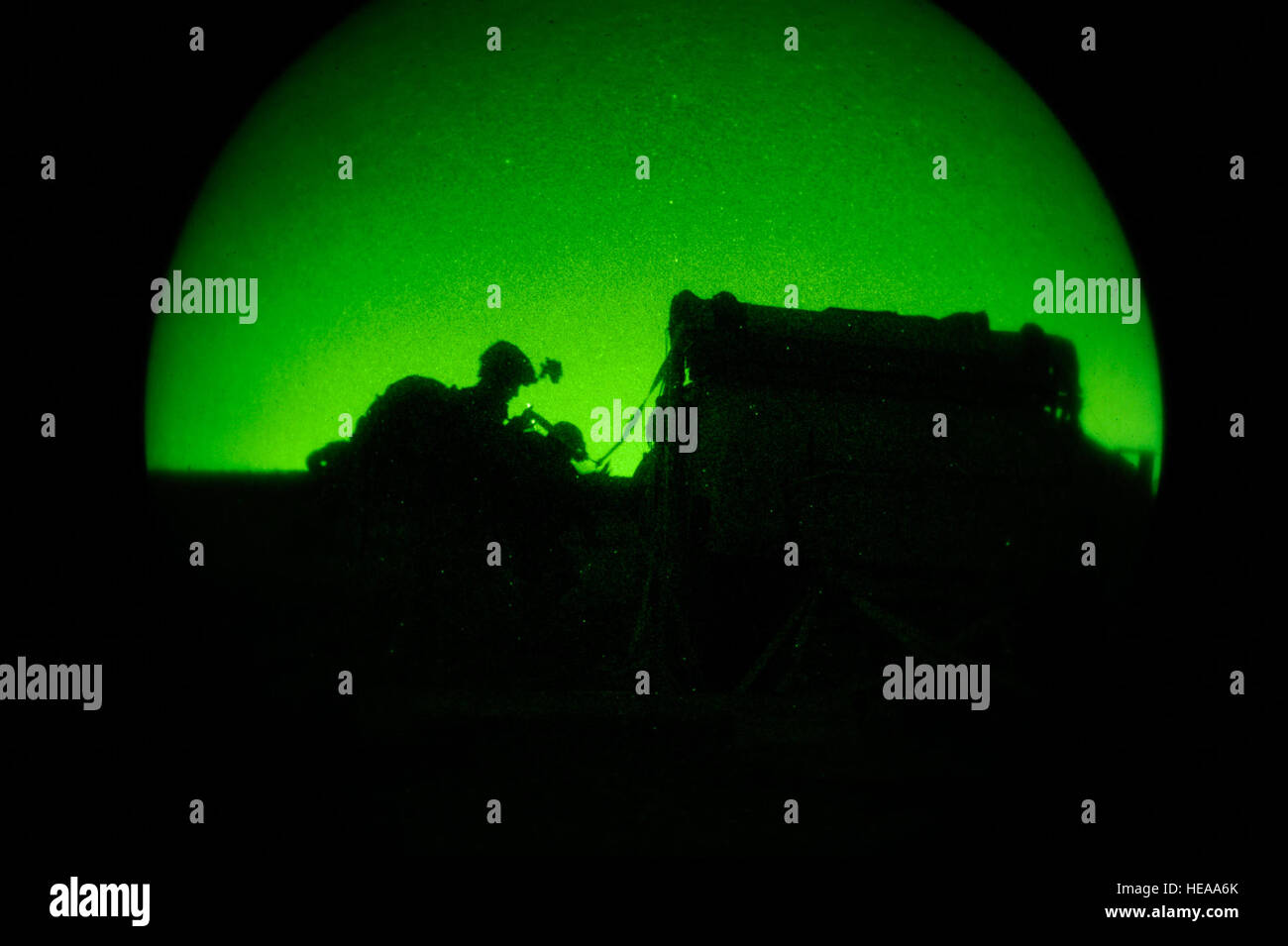 Members airborne division moving hi-res stock photography and images ...