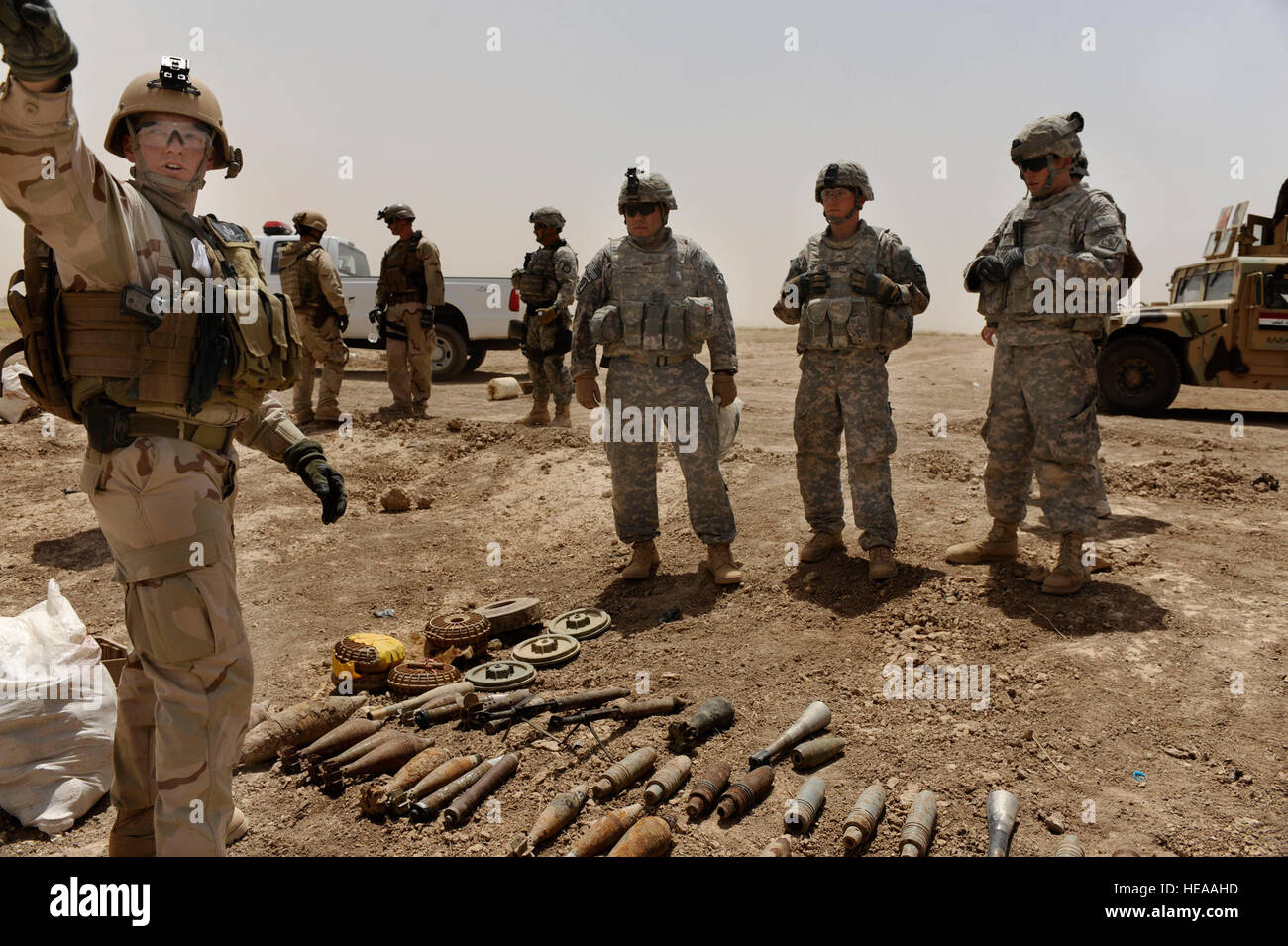 Demolition procedure hi-res stock photography and images - Alamy