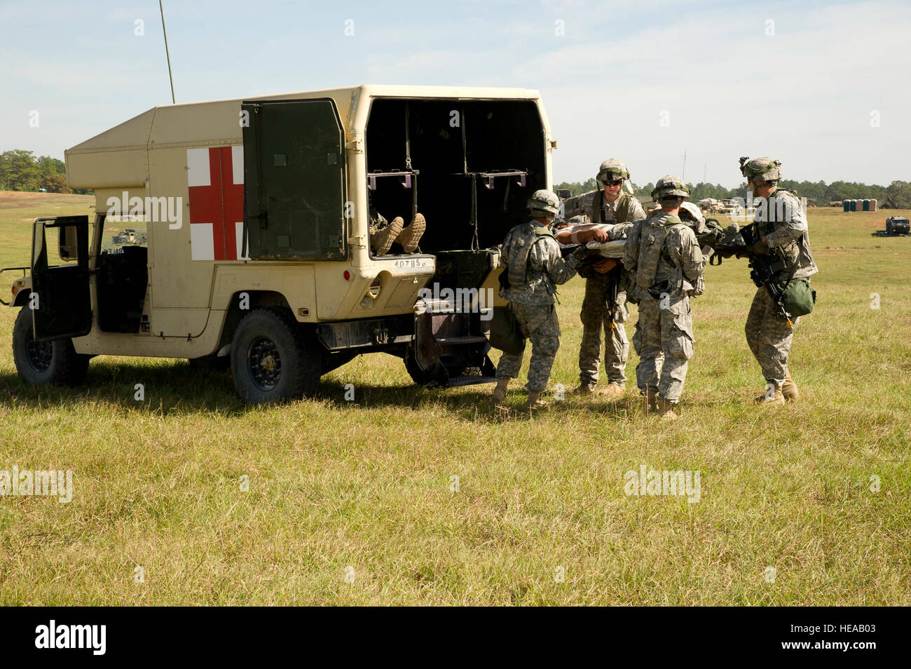 Humvee ambulance hi-res stock photography and images - Alamy