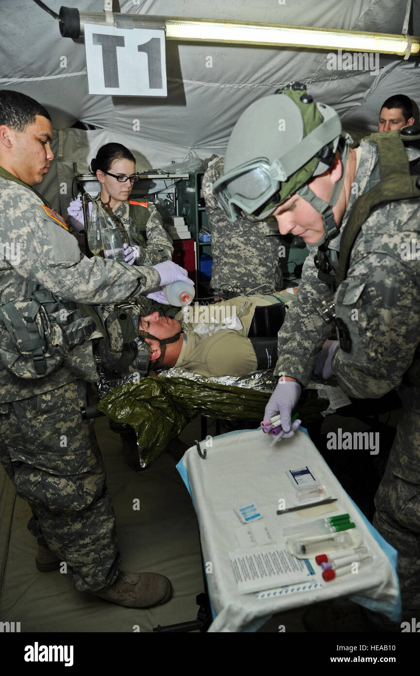 Patient Amputee Stock Photos & Patient Amputee Stock Images - Alamy