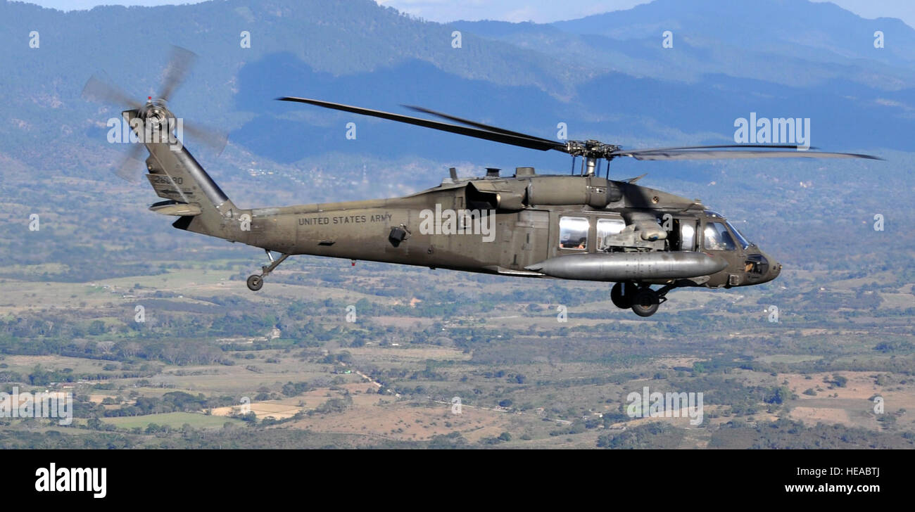A UH-60 Black Hawk helicopter assigned to Joint Task Force-Bravo's 1 ...