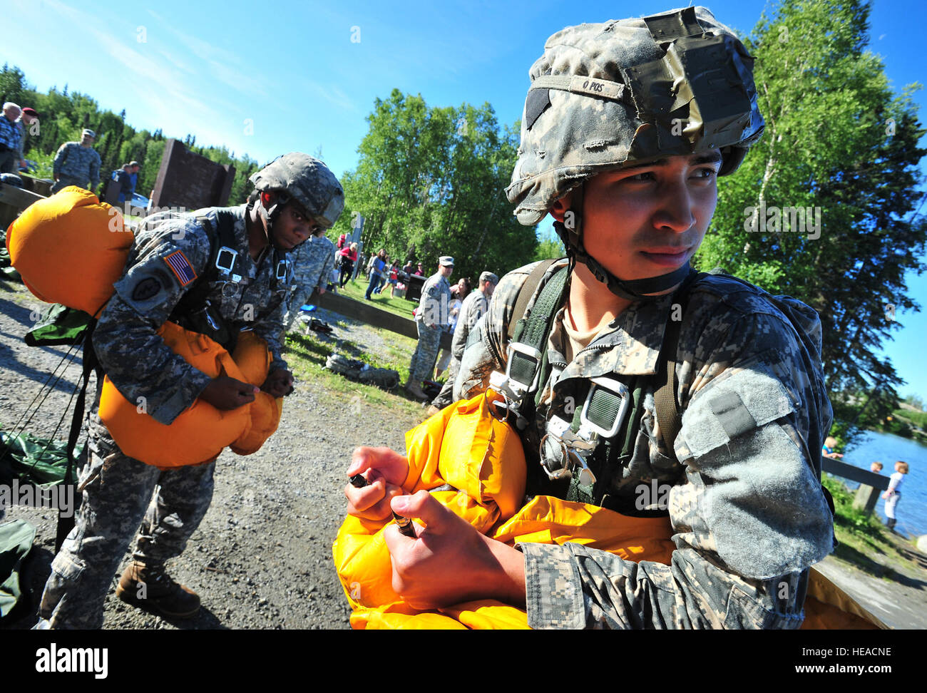 Paratroopers of the 1st Battalion (Airborne), 501st Infantry Regiment ...
