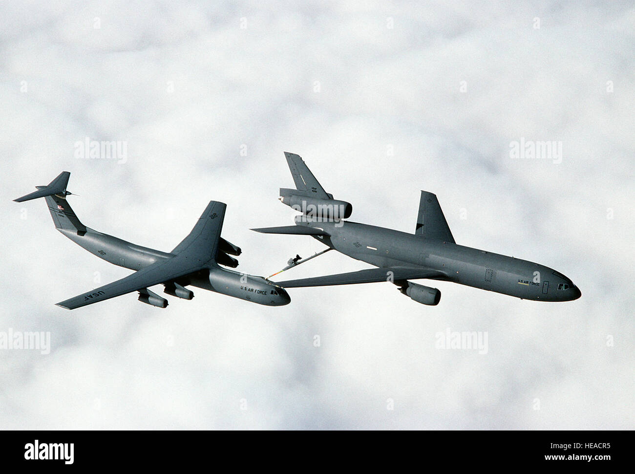 C 141b hi-res stock photography and images - Alamy