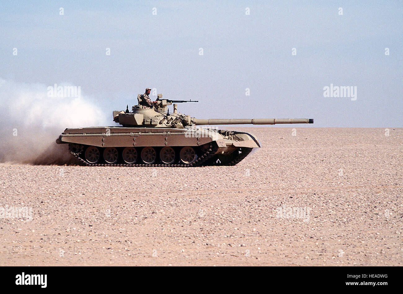 Smoke screen tank hi-res stock photography and images - Alamy
