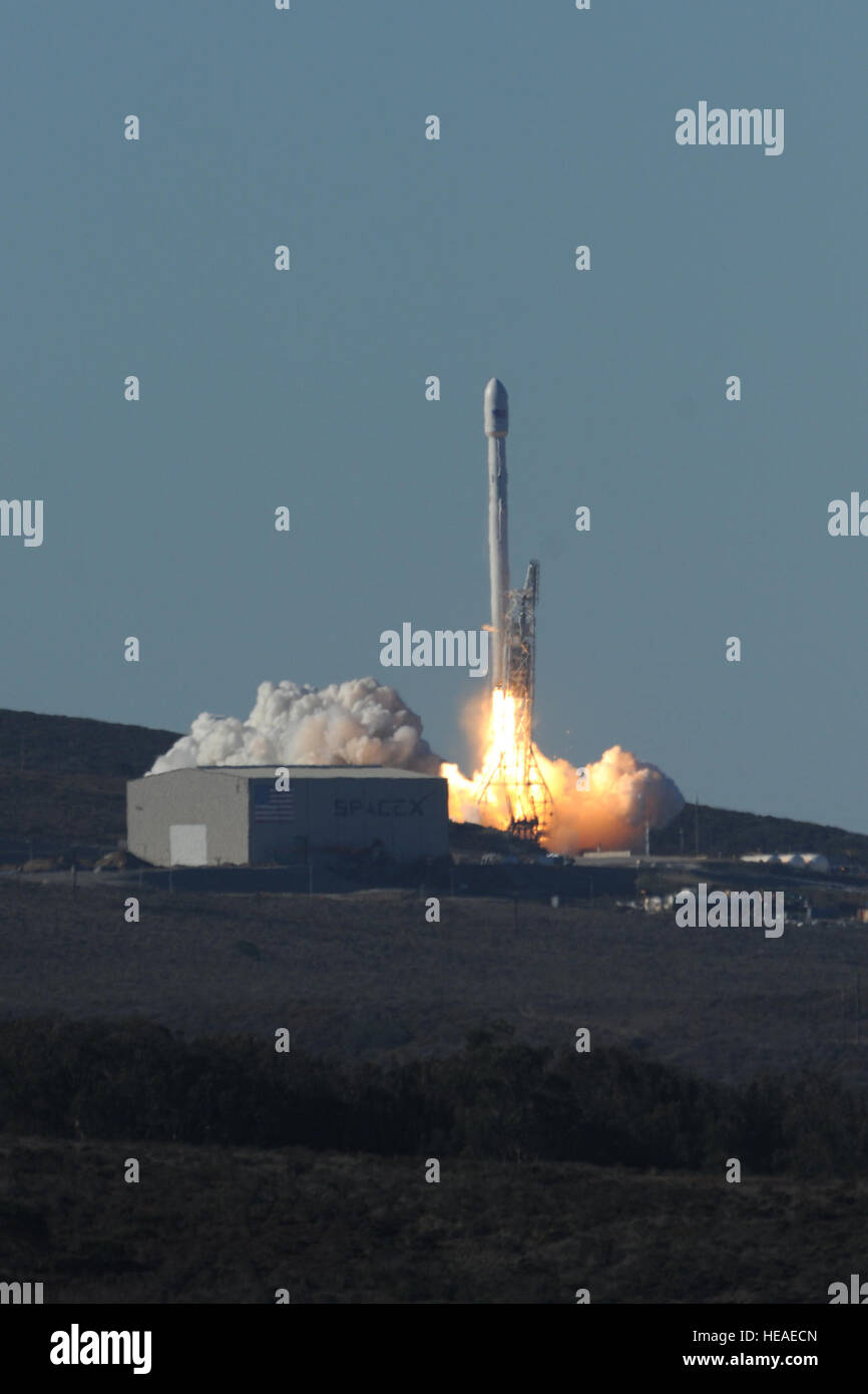 VANDENBERG AIR FORCE BASE, Calif. Ð Team Vandenberg launches its first ...