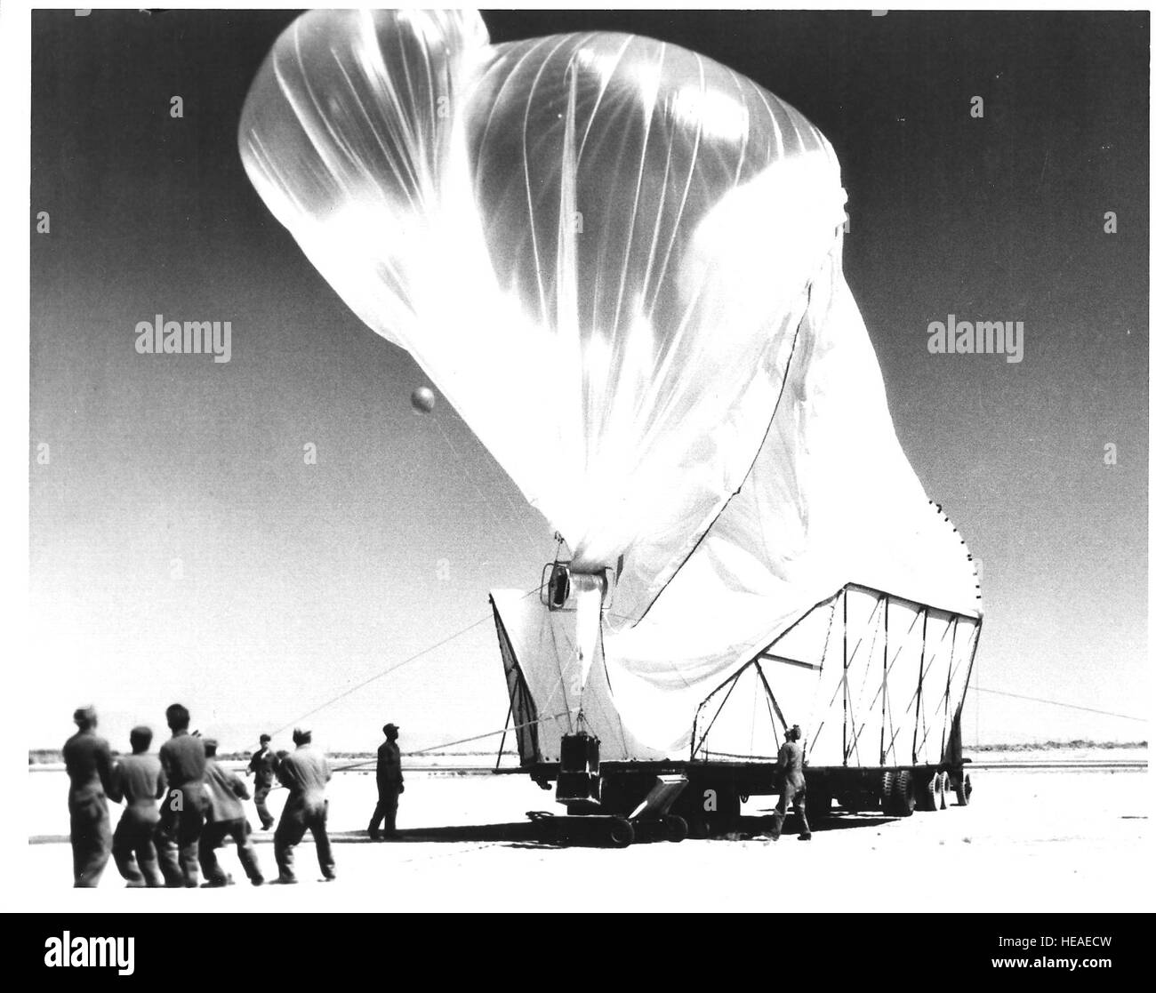 Air force technicians personnel Black and White Stock Photos & Images ...