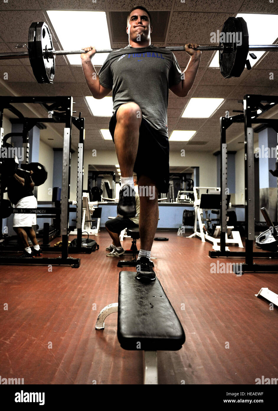 Military workout routines hi-res stock photography and images - Alamy