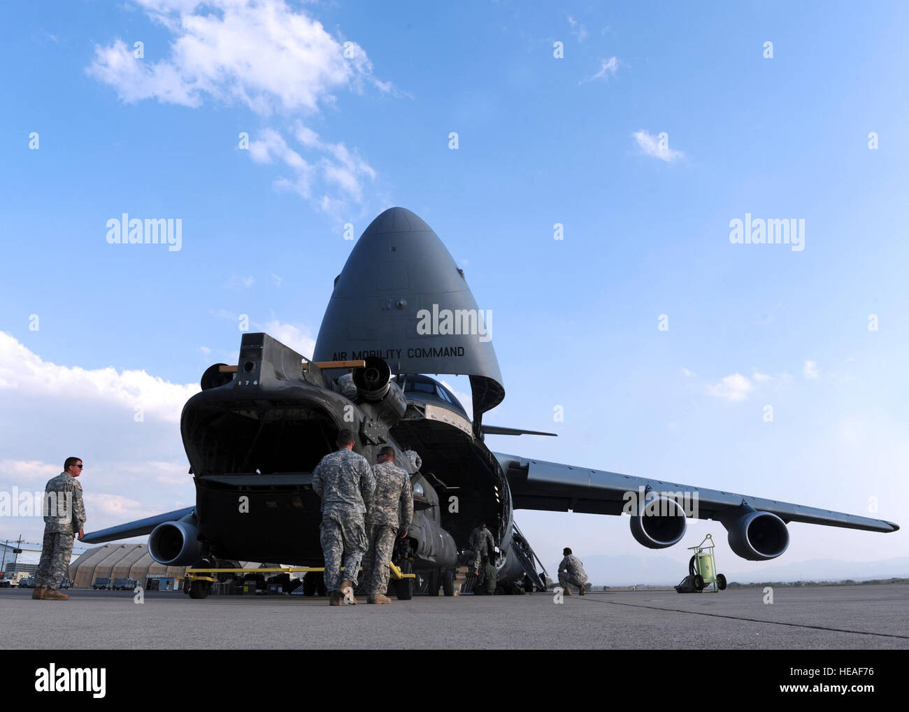 Soldiers from the 1st Battalion, 228th Aviation Regiment and Airmen of ...