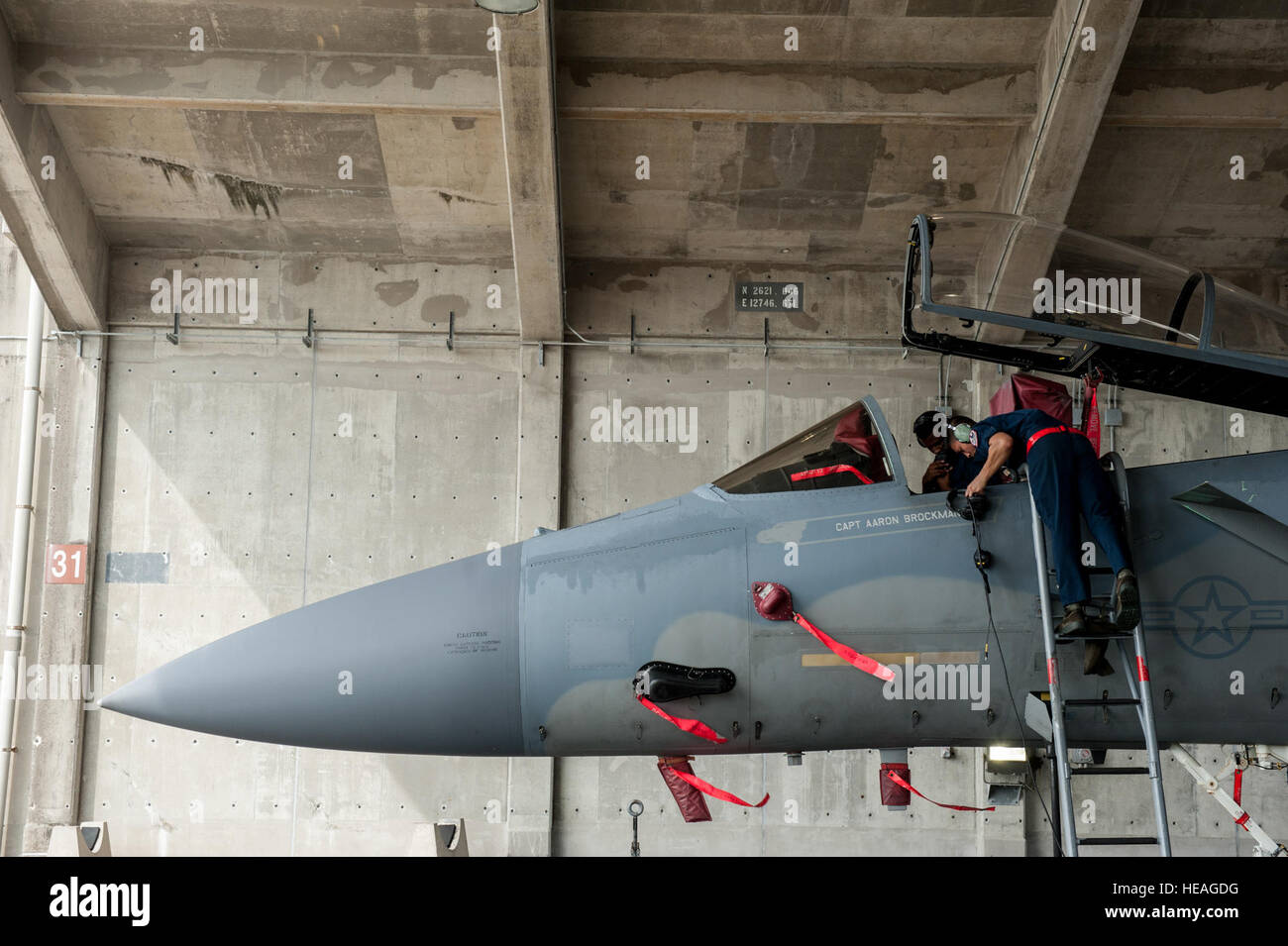 67th aircraft maintenance squadron hi-res stock photography and images ...