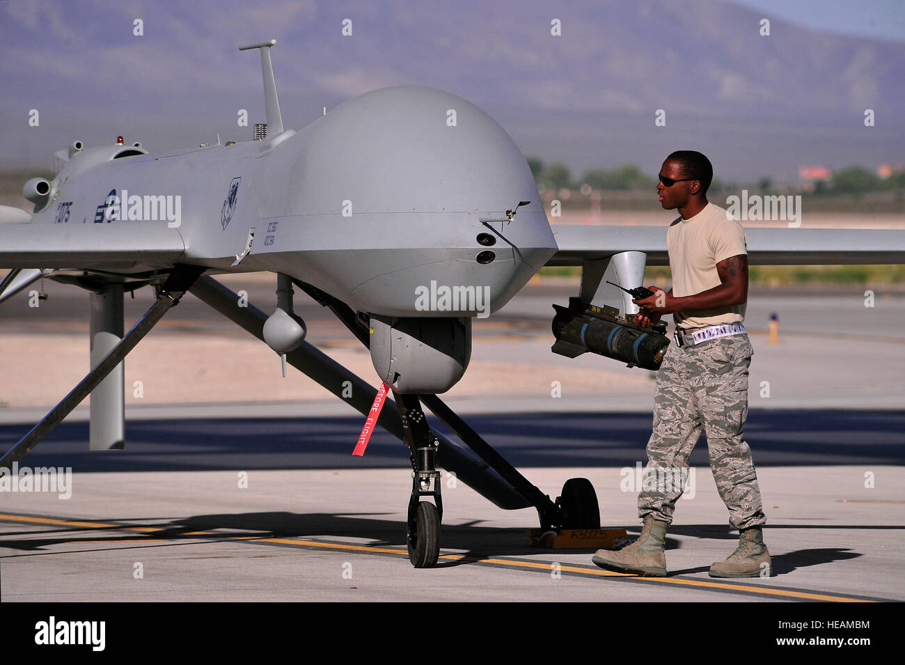 Mq 1b predator hi-res stock photography and images - Alamy