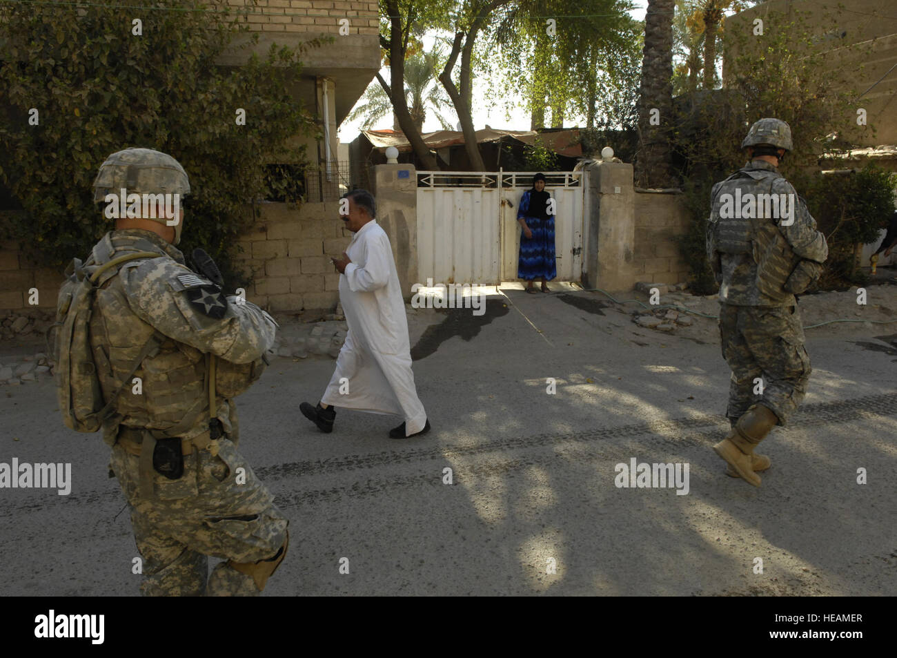 U.S. Army Soldiers with 4th Platoon, D Company, 2nd Battalion, 12th ...