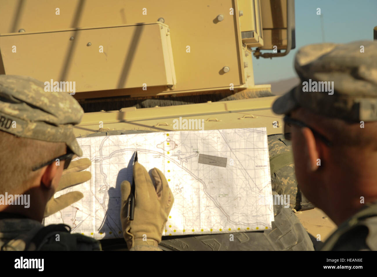U.S. Army 2LT. Ston Barnard, 4th Brigade, 9th Infantry Division, points ...