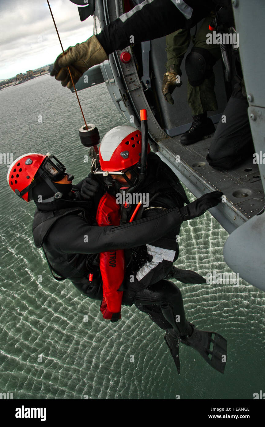 Navy air rescue swimmers hi-res stock photography and images - Alamy