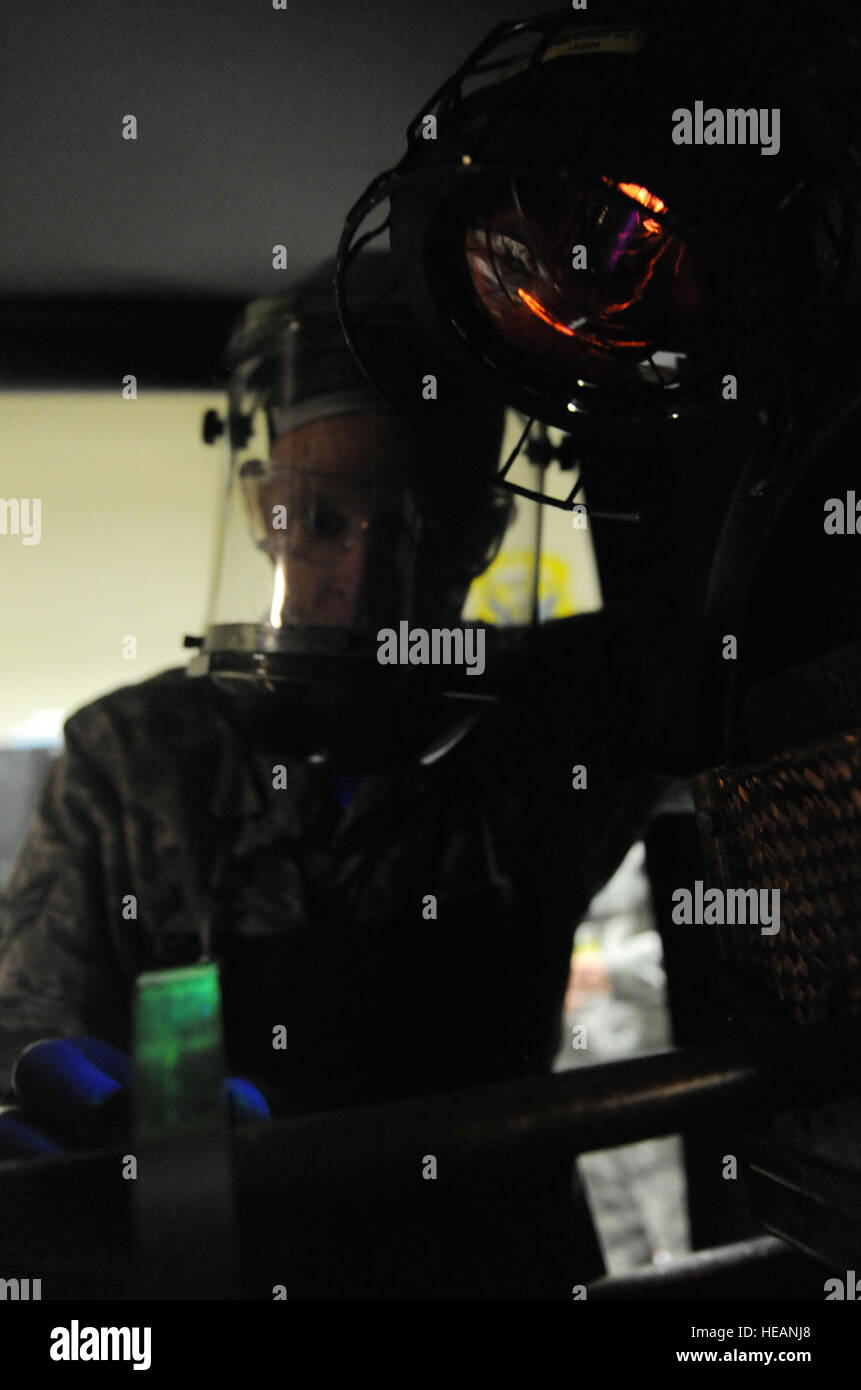 Fluorescent penetrant inspection hi-res stock photography and images ...