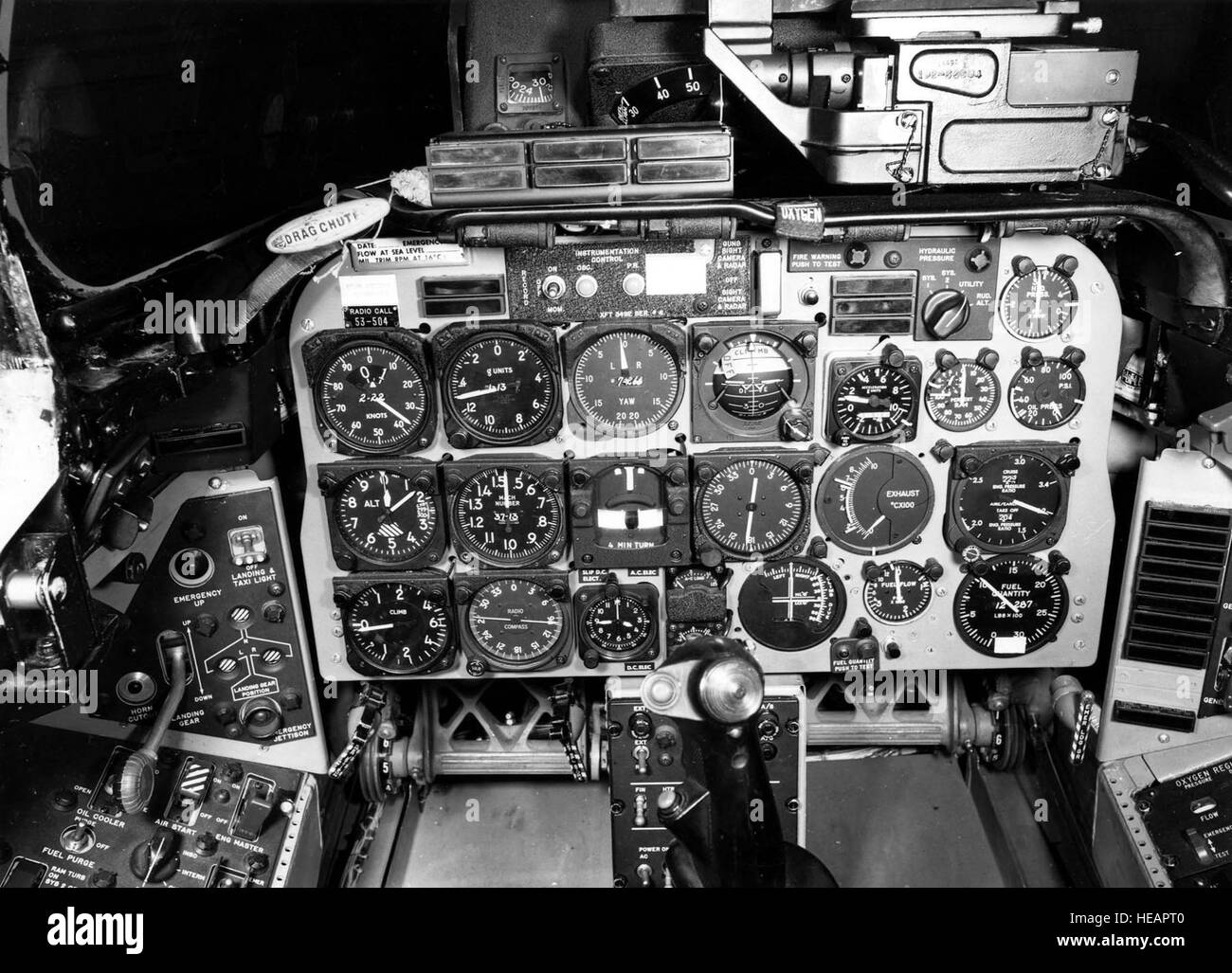 F 100d hi-res stock photography and images - Alamy