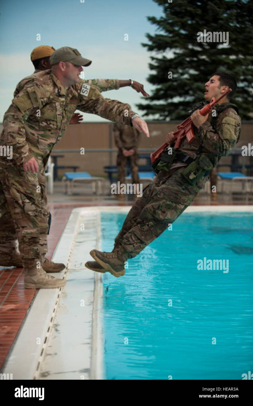 Master Sgt. Todd Boren and Staff Sgt. Gregory Carter, 5th Security ...