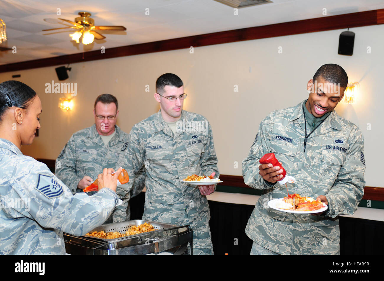 ROYAL AIR FORCE LAKENHEATH, England – Airmen from the 48th Fighter Wing ...