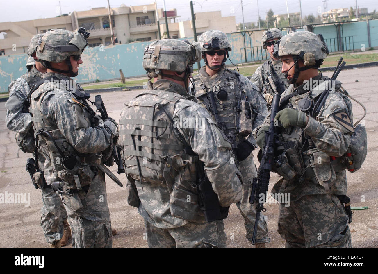 U.S. Army Soldiers with Delta Company, 2nd Battalion, 7th Cavalry ...