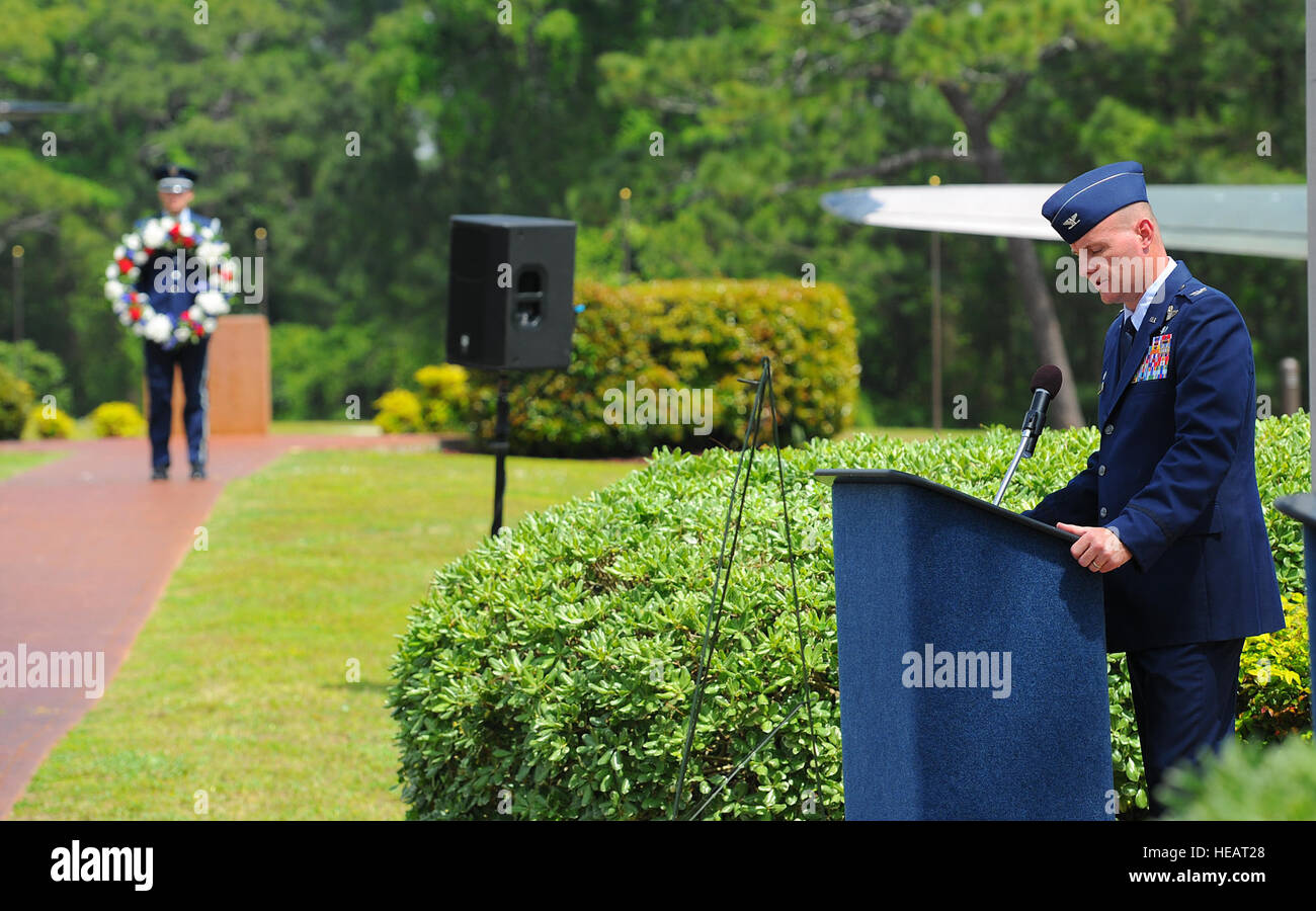 Col. Shawn Cameron, 1st Special Operations Group commander, speaks at ...