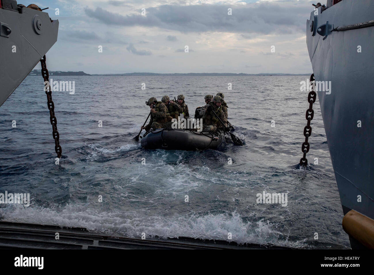 Us marines landing craft utility hi-res stock photography and images ...