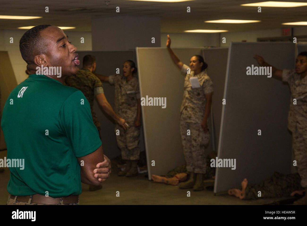 Us marine corps drill instructor hi-res stock photography and images ...