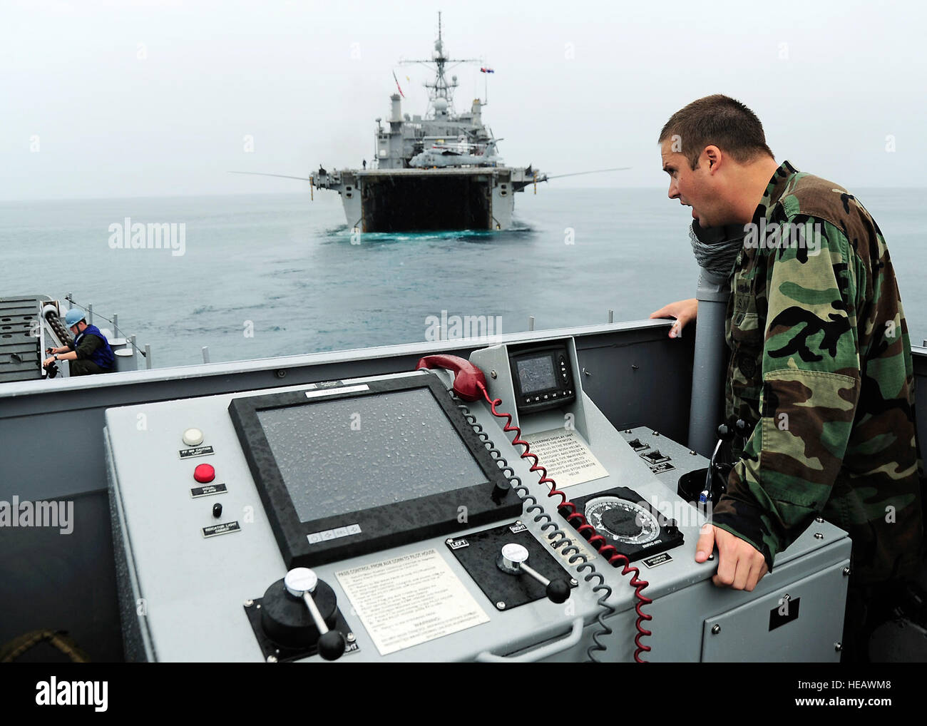 Landing Craft Utility From The Amphibious Transport Dock Ship Us High ...