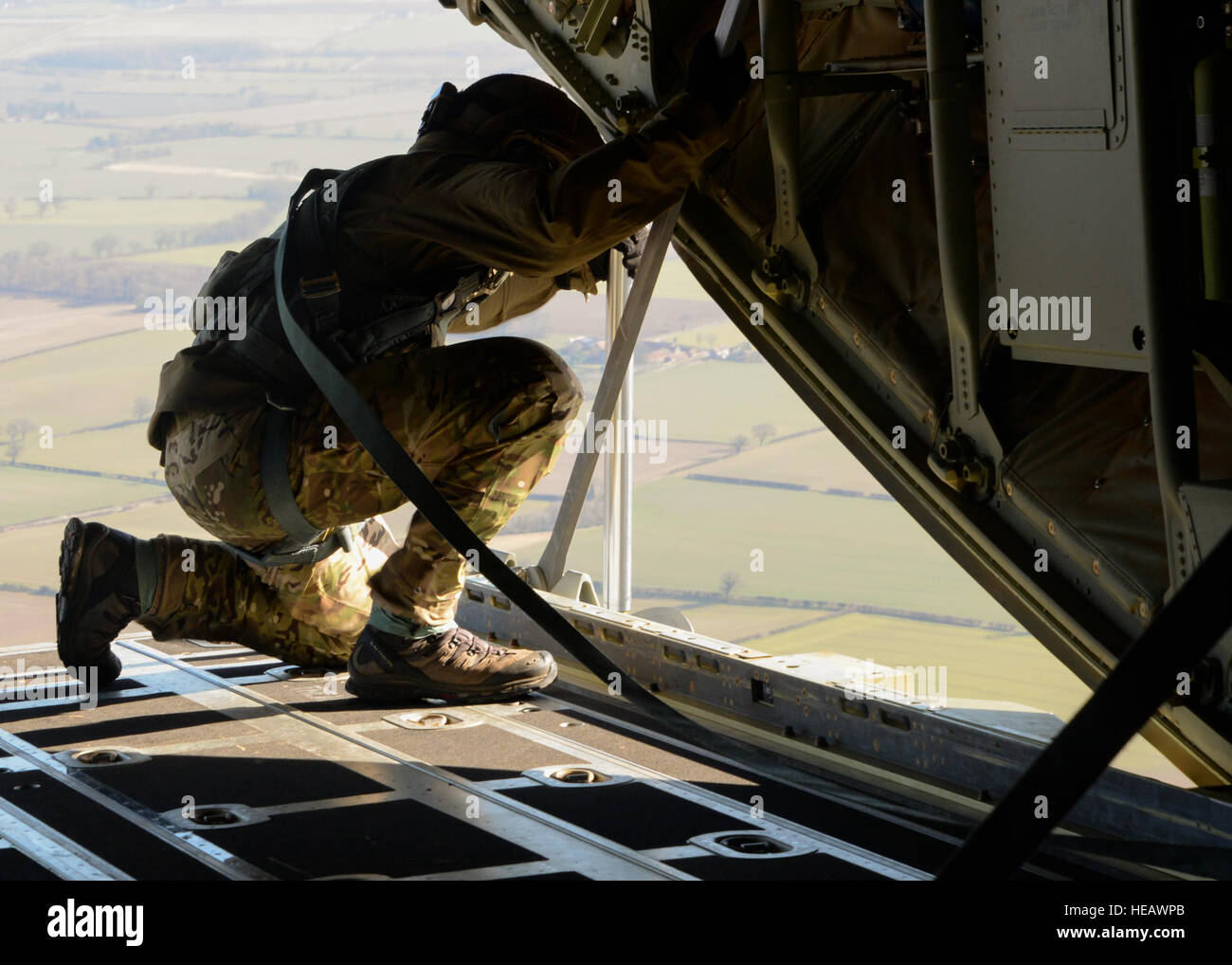 A U.S. Air Force Jumpmaster from the 321st Special Tactics Squadron ...