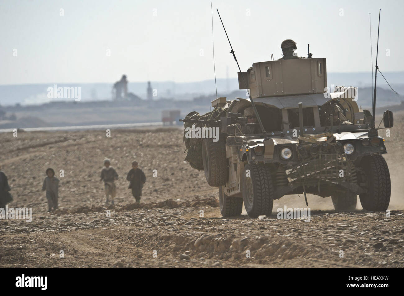 Danish soldiers with Force protection 2ND RECCE Squadron encounter ...