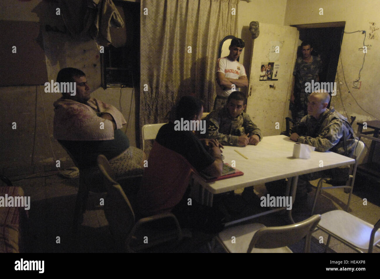 U.S. Army Soldiers, 3rd Platoon, Delta Company, 2nd Batallion, 12th ...