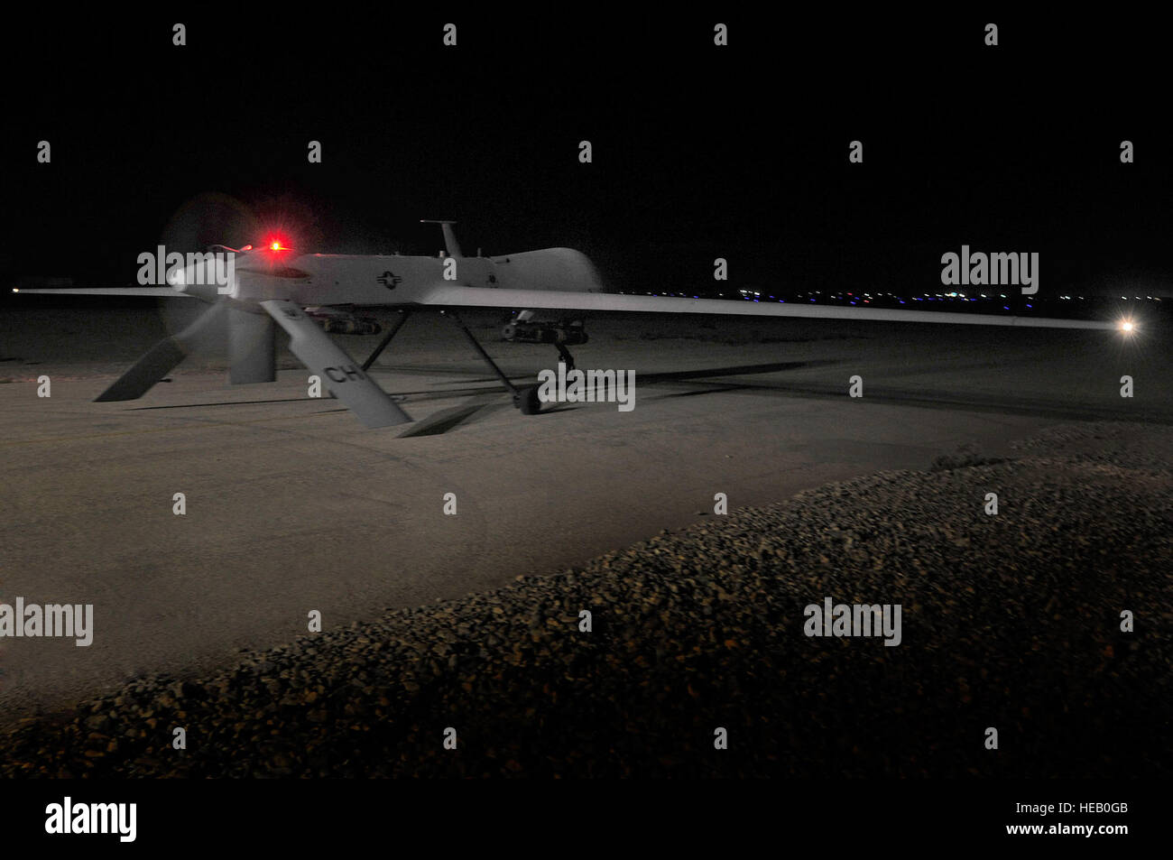 Predator firing a hellfire hi-res stock photography and images - Alamy