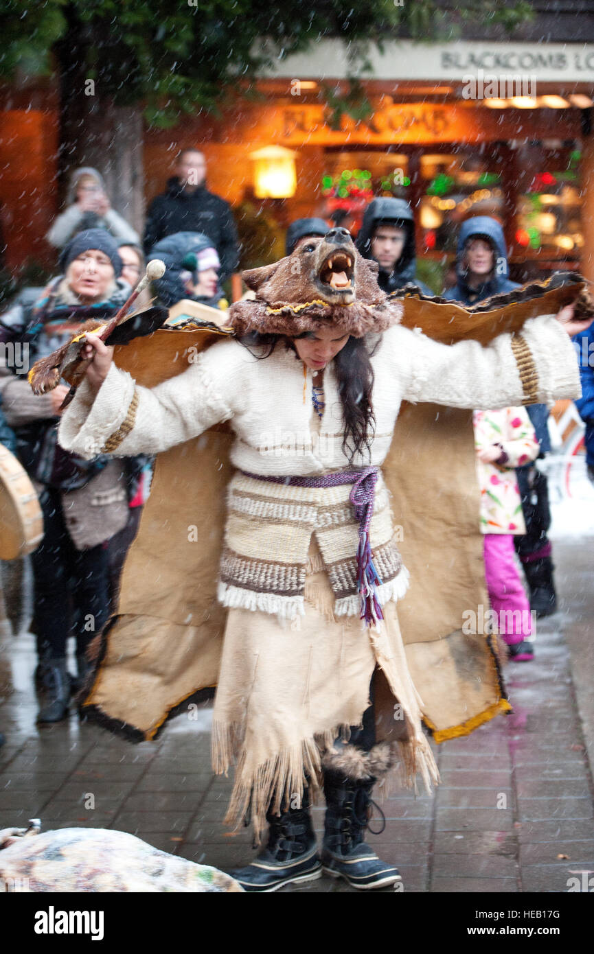 The bear dance hi-res stock photography and images - Alamy