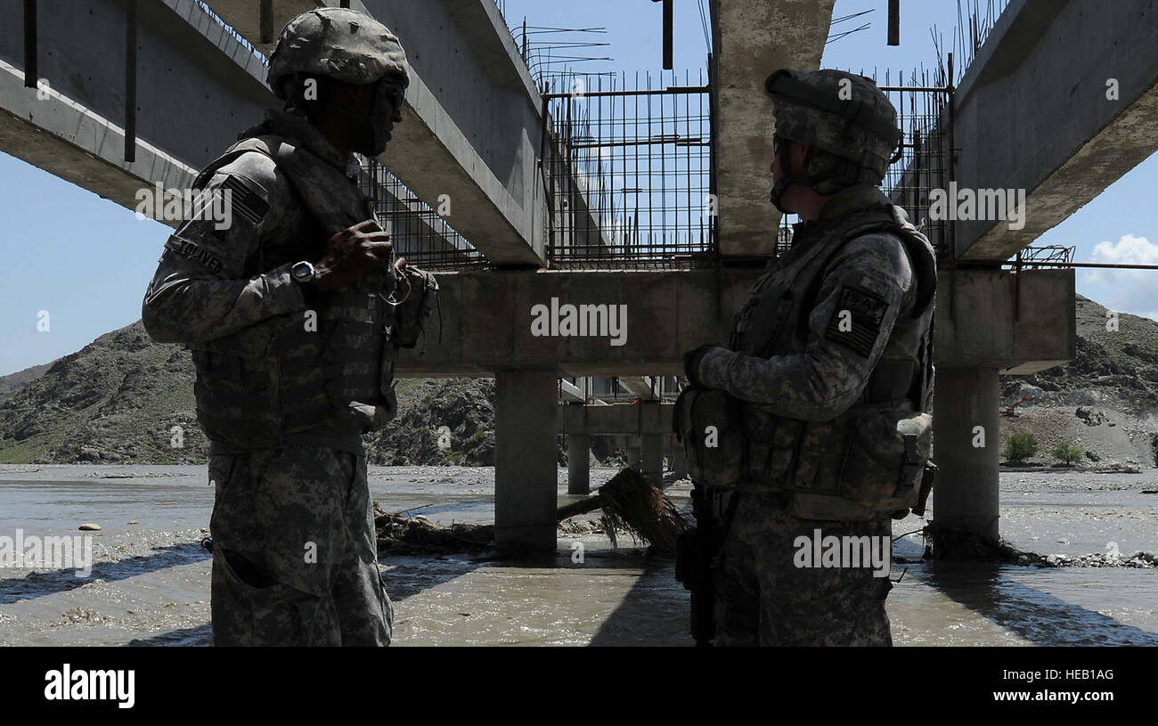 Brandon Toliver (Left) and Lt. Cmdr. Sean Gillespie, Kunar Provincial ...