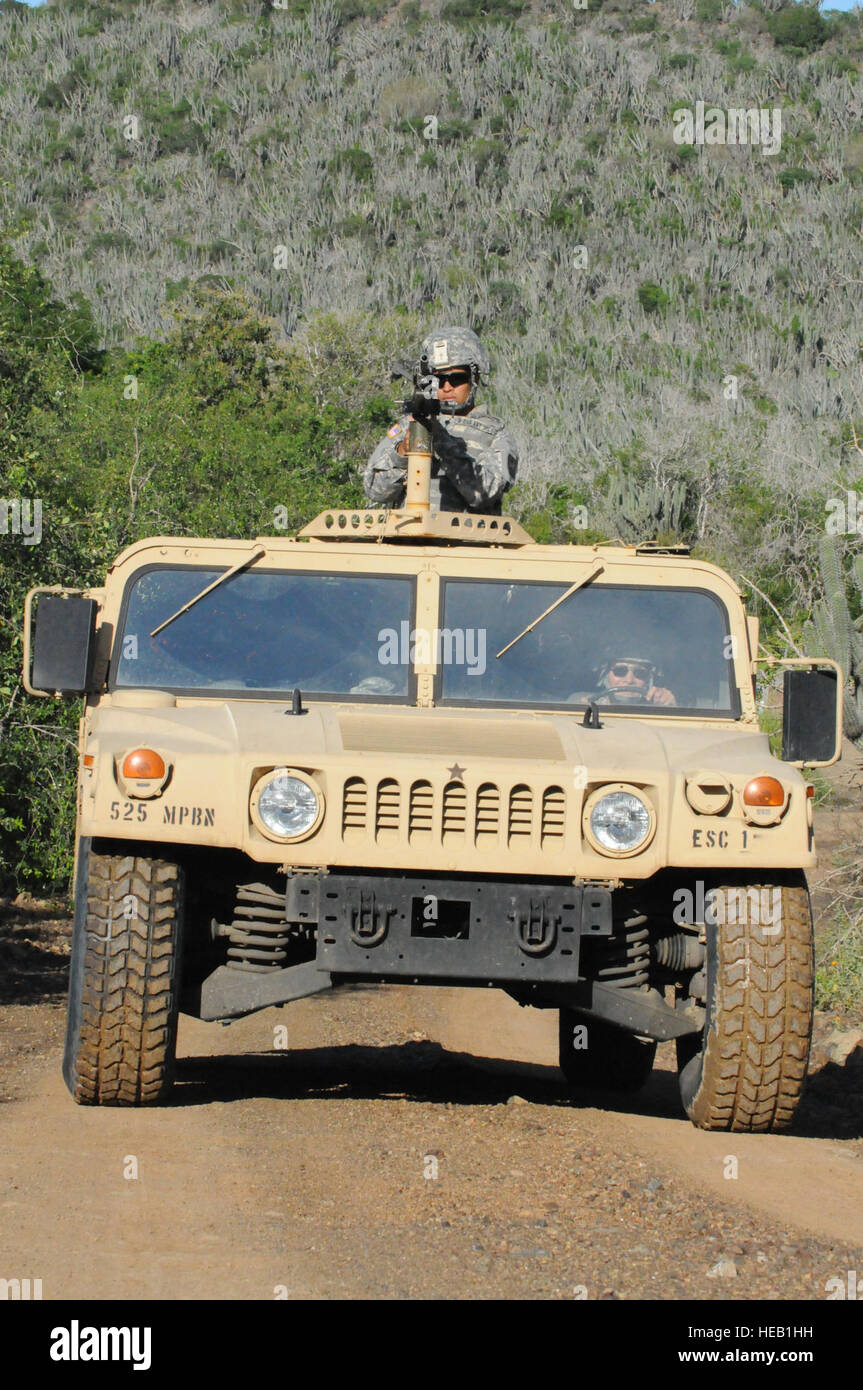 GUANTANAMO BAY, Cuba – Members of the Puerto Rico Army National Guard ...