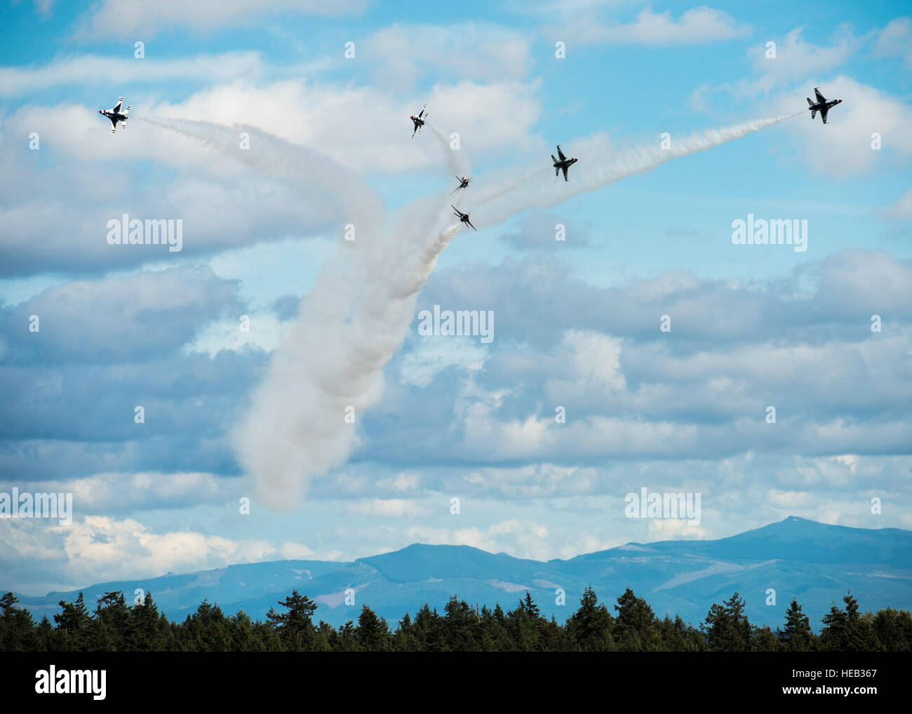 The Thunderbirds pilots perform the Low Bomb Burst manuever during the ...