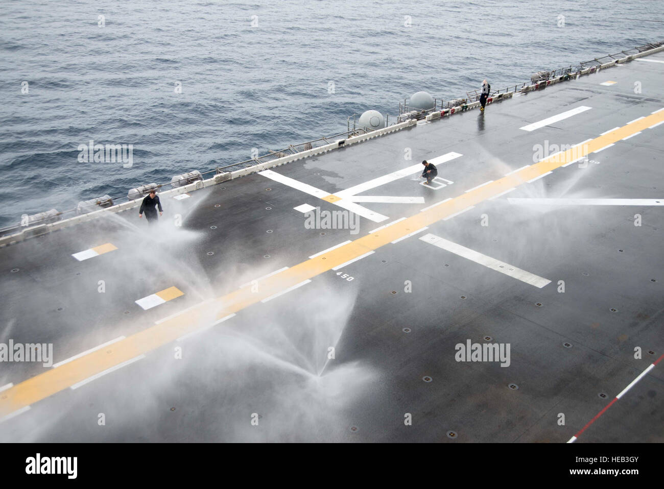 2016 damage controlman hi-res stock photography and images - Alamy