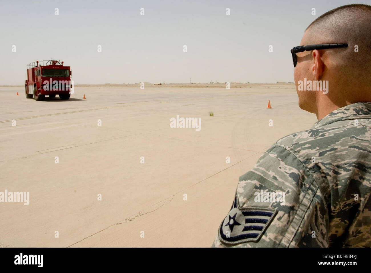 Iraqi Firefighters High Resolution Stock Photography and Images - Alamy