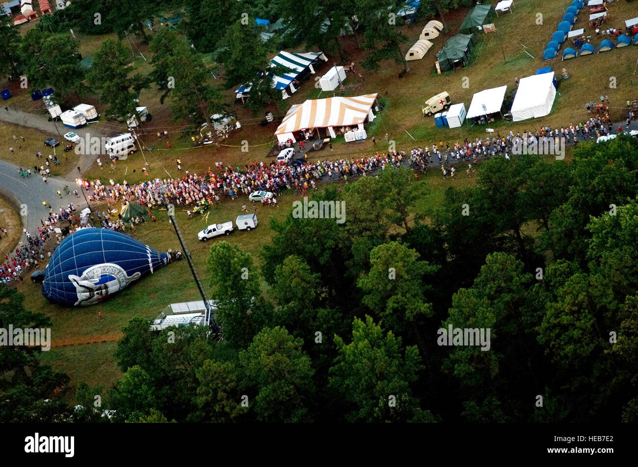 Runners begin a 5K run during the Boy Scouts of America 2010 National ...